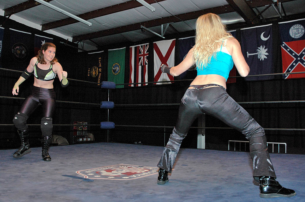 SLAMpeg 248: Amber O'Neal vs Cindy Rogers