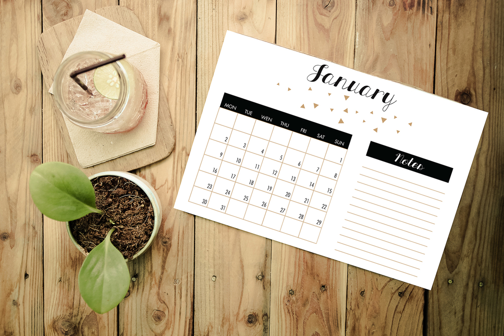 Black Gold Functional Calendar 2017