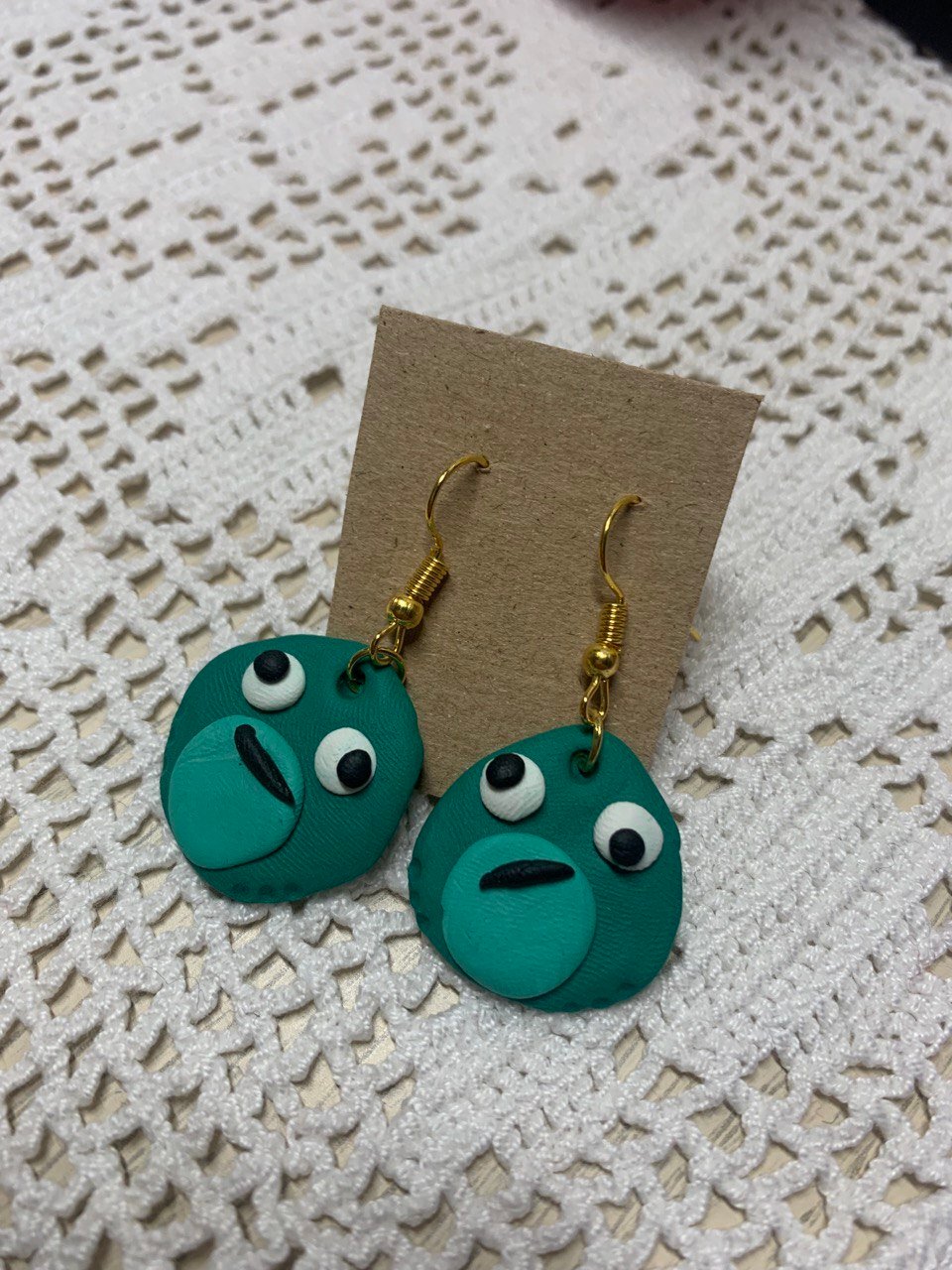 Wacky frog earrings