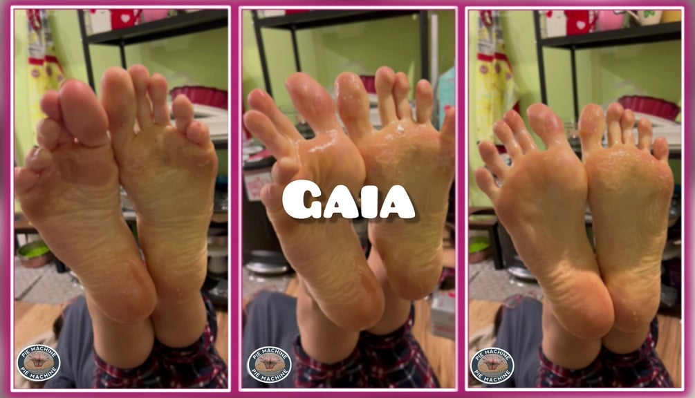 GAIA Feet Oily Soles And Spread Her Super Long Toes