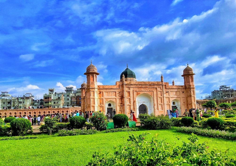 Dhaka Day Tour - OLD DHAKA CITY & TEMPLE TOUR