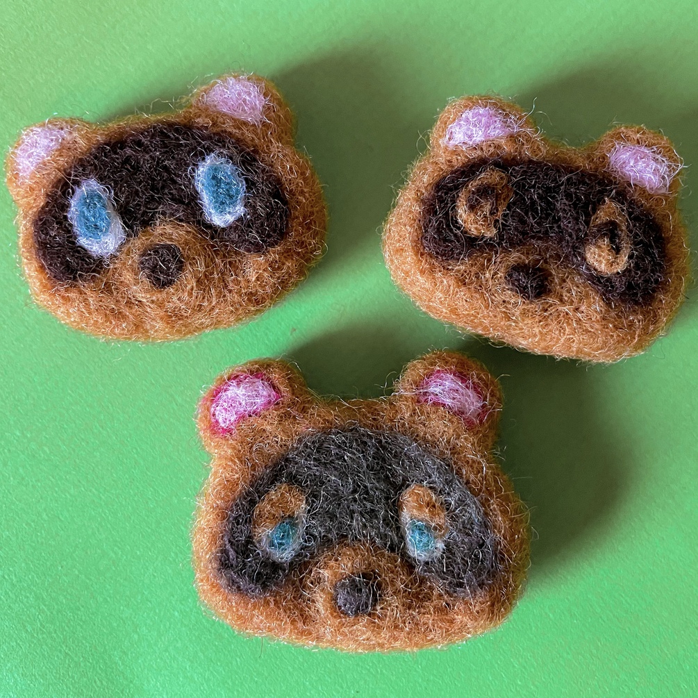 felted tom nook brooch pin