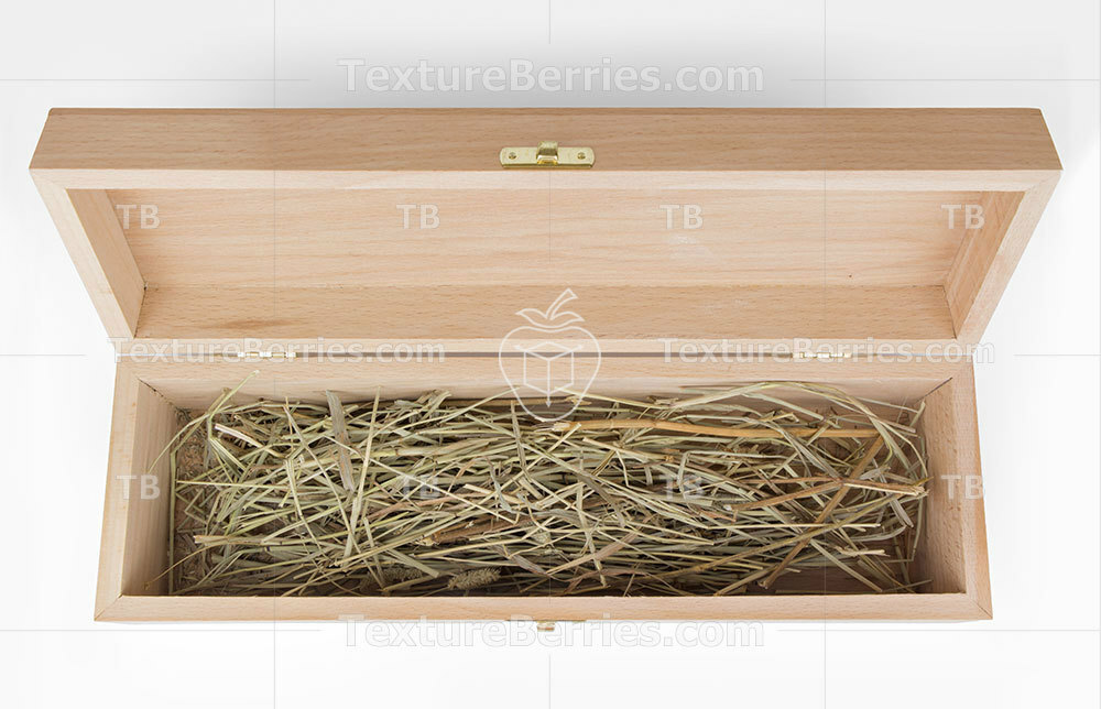 Wooden packing box with natural straw