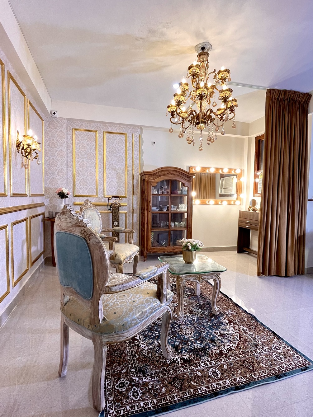 Rental Studio - Baroque Set