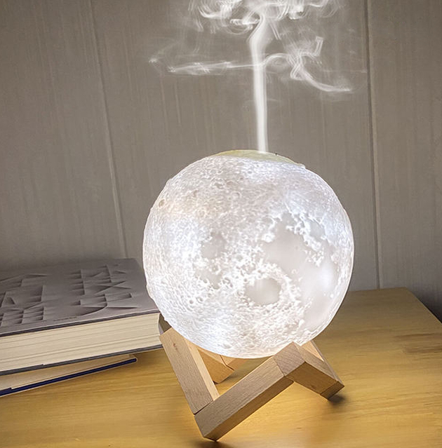 Lunar Bliss Humidifier & Aroma Diffuser