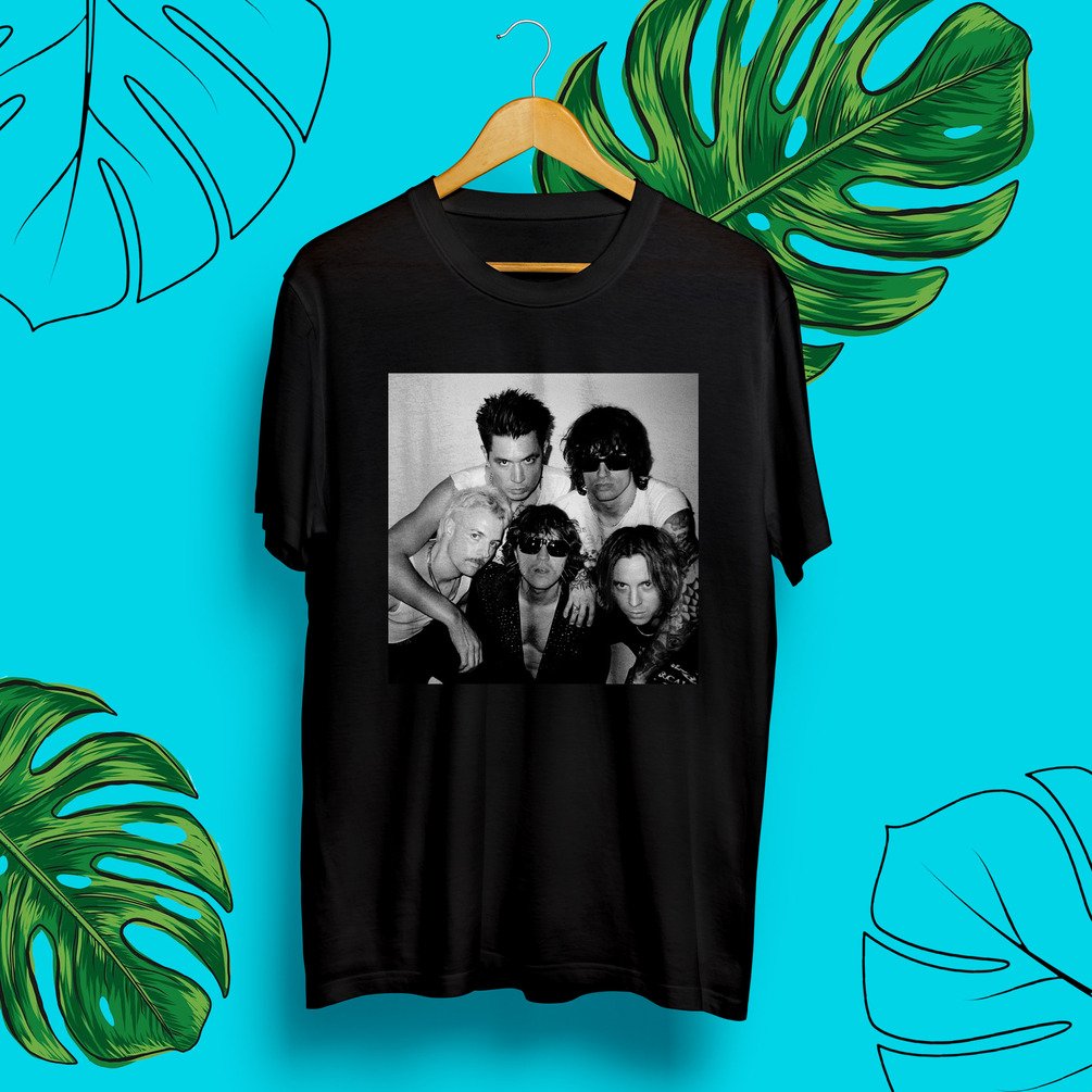 BAD NERVES. BAD NERVES FAN TEE SHIRT. FRONT SIDE TEE DV01