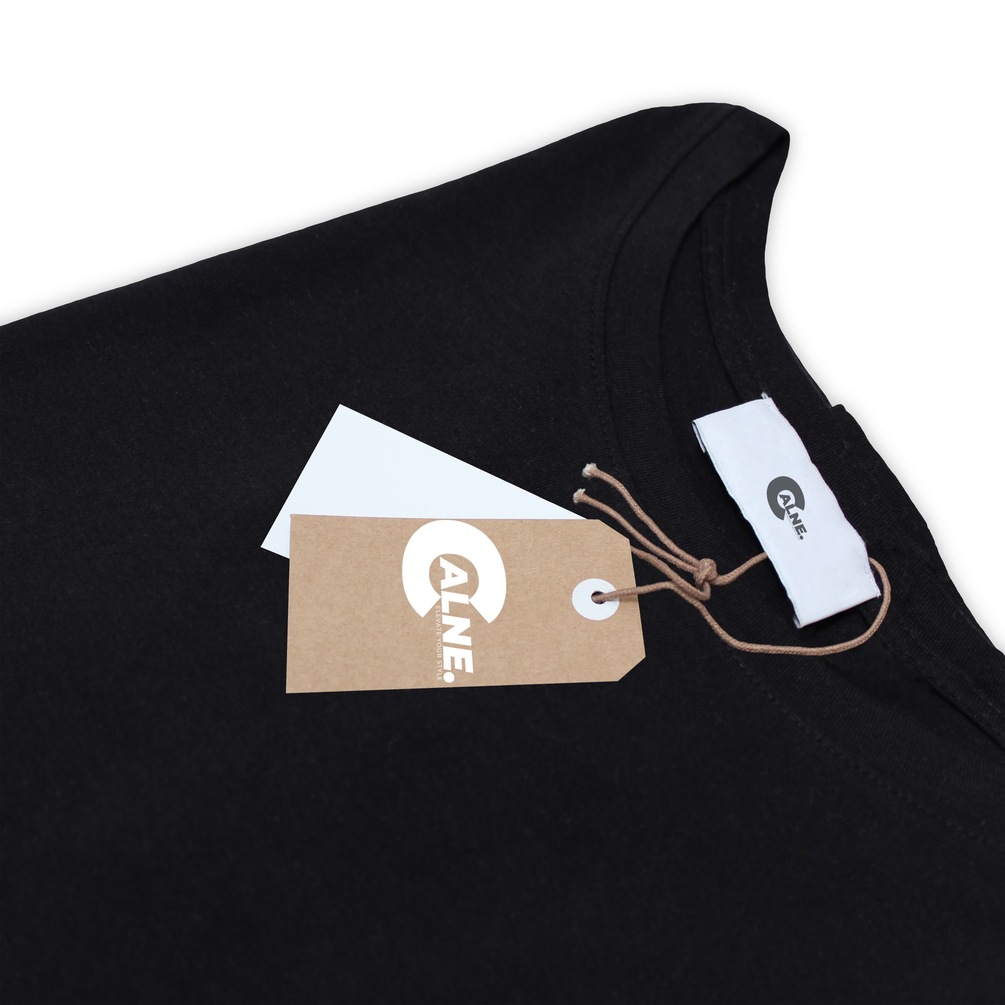 "Modern Clothing Logo & Label Pack – CALNE”